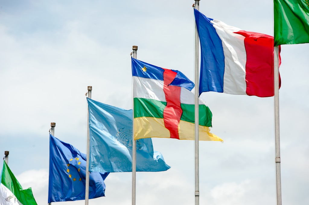 MINUSCA flaggor - Svenska FN-förbundet